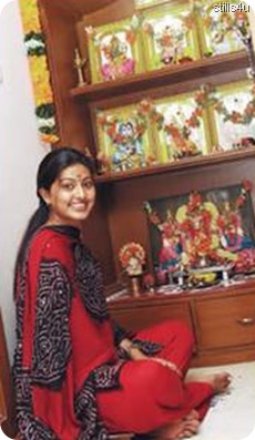 Sneha in home without makeup photos ~ Gallery Bay